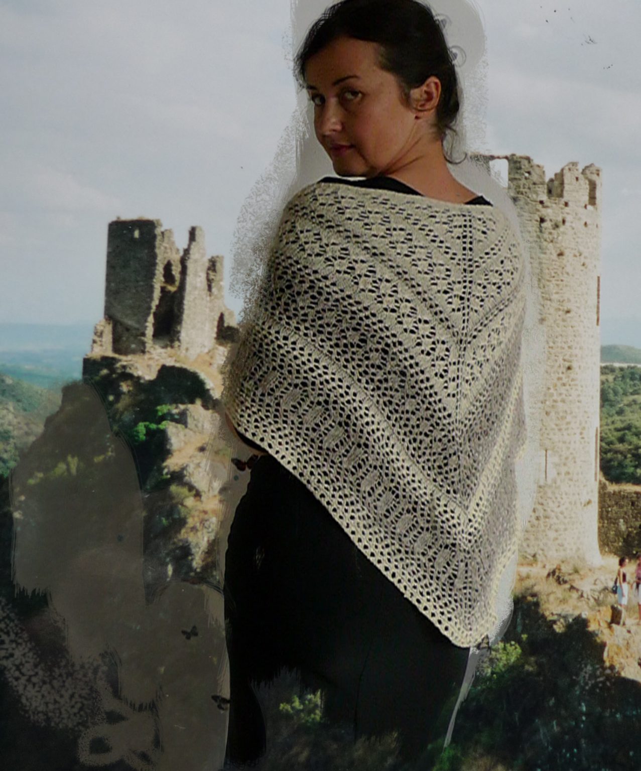 Icelandic shawl from the Cathare people – Icelandic Knitter – Hélène ...